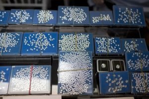 Angola prevê produção de 14,8 milhões de quilates de diamantes - Diário ...